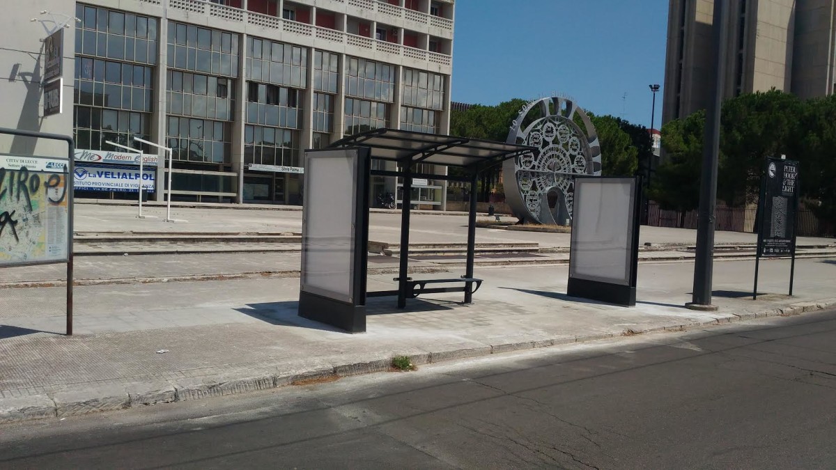 Pensiline Bus Lecce | Spread Affissioni